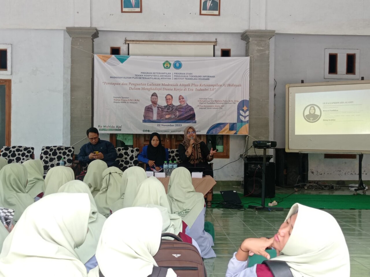 Pengabdian Masyarakat PTI Ke Sekolah Batch 1 Bersama MAPK Al-Hidayah